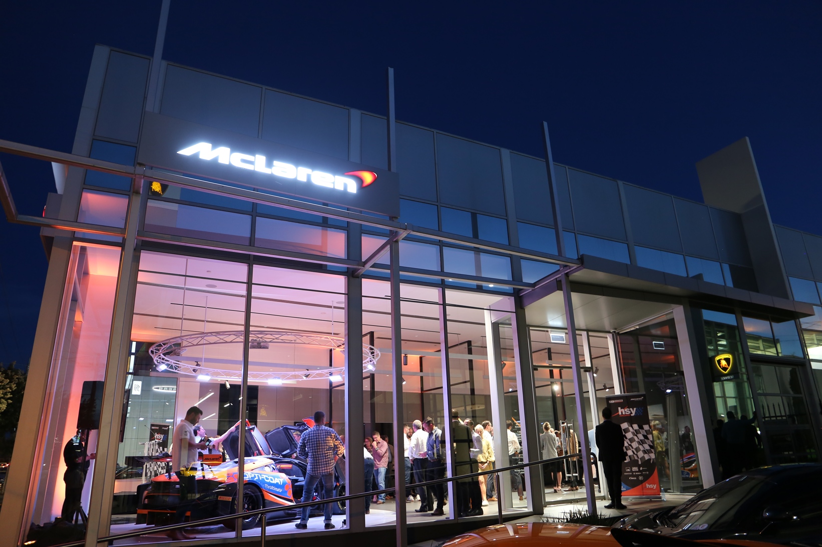 hsy Racing Launches 2019 Season With McLaren - hsy autoparts